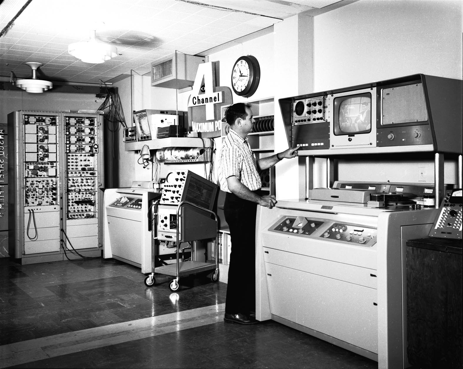 The First Videotape Machines at KRLD-TV