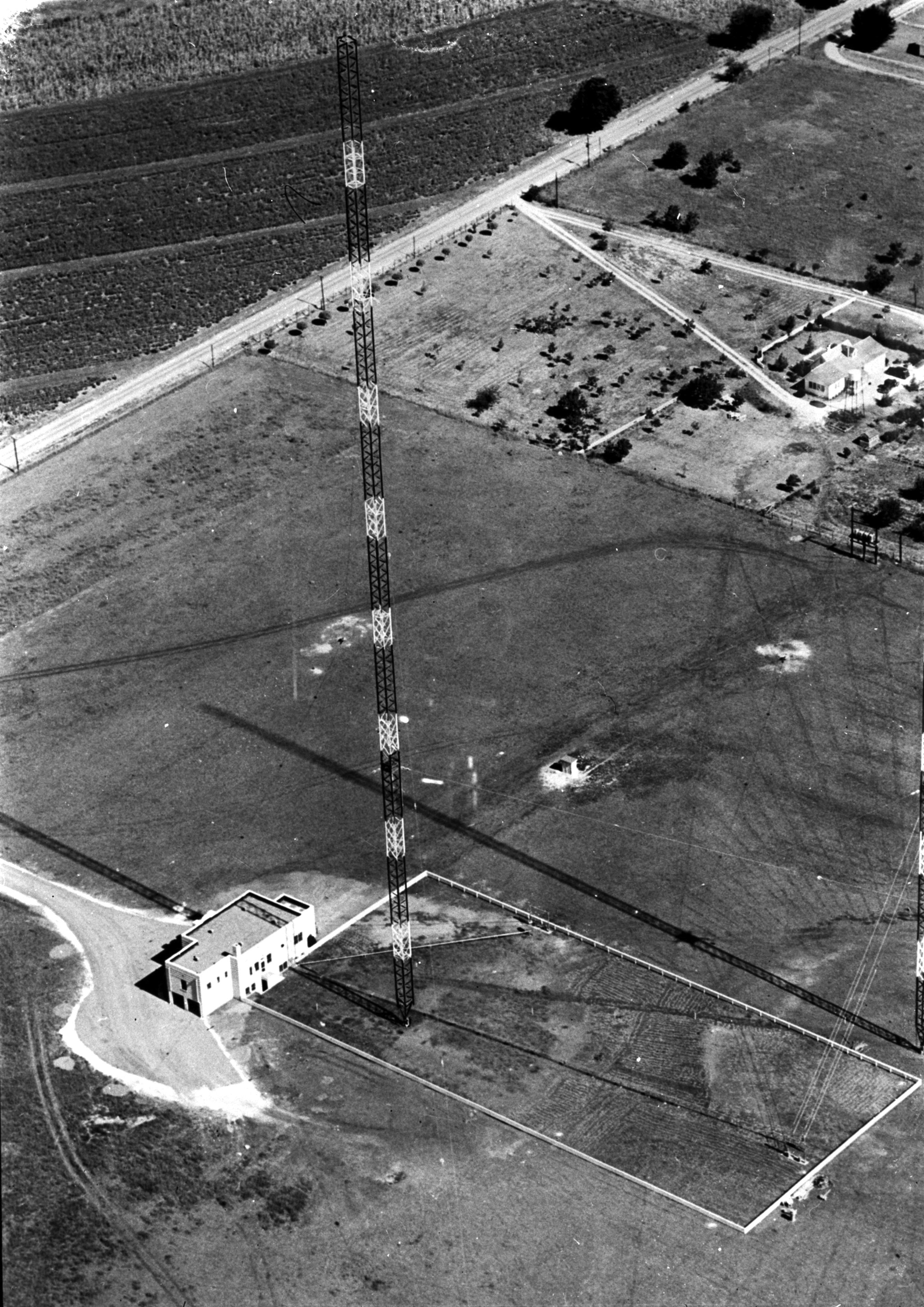 Leslie Turner's Old Pictures from KRLD